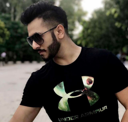 Pukhraj Bhalla Biography (Yaar Jigri Kasuti Degree) | Family | Movies